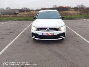 White Volkswagen Tiguan Allspace 2021 in Kaunas, with an engine capacity of 2.00 L and mileage of 144 thousand km for 19500 €, photo 6 on AUTOMOTO.COM.LV