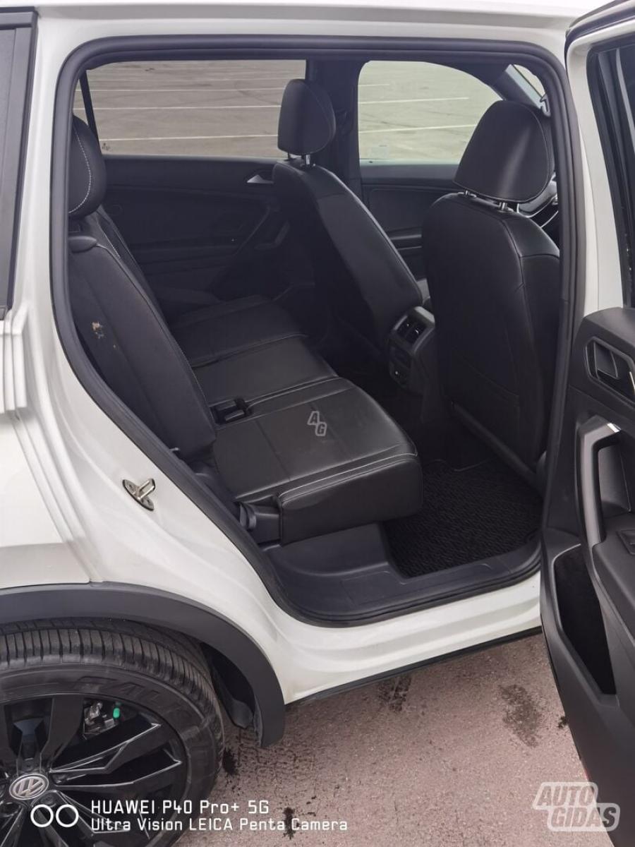 White Volkswagen Tiguan Allspace 2021 in Kaunas, with an engine capacity of 2.00 L and mileage of 144 thousand km for 19500 €, photo 14 on AUTOMOTO.COM.LV