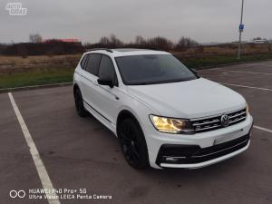 White Volkswagen Tiguan Allspace 2021 in Kaunas, with an engine capacity of 2.00 L and mileage of 147 thousand km for 16000 €, photo 3 on AUTOMOTO.COM.LV