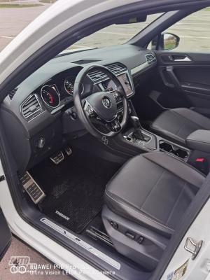 White Volkswagen Tiguan Allspace 2021 in Kaunas, with an engine capacity of 2.00 L and mileage of 147 thousand km for 16000 €, photo 12 on AUTOMOTO.COM.LV