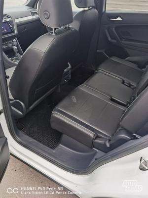 White Volkswagen Tiguan Allspace 2021 in Kaunas, with an engine capacity of 2.00 L and mileage of 147 thousand km for 16000 €, photo 13 on AUTOMOTO.COM.LV