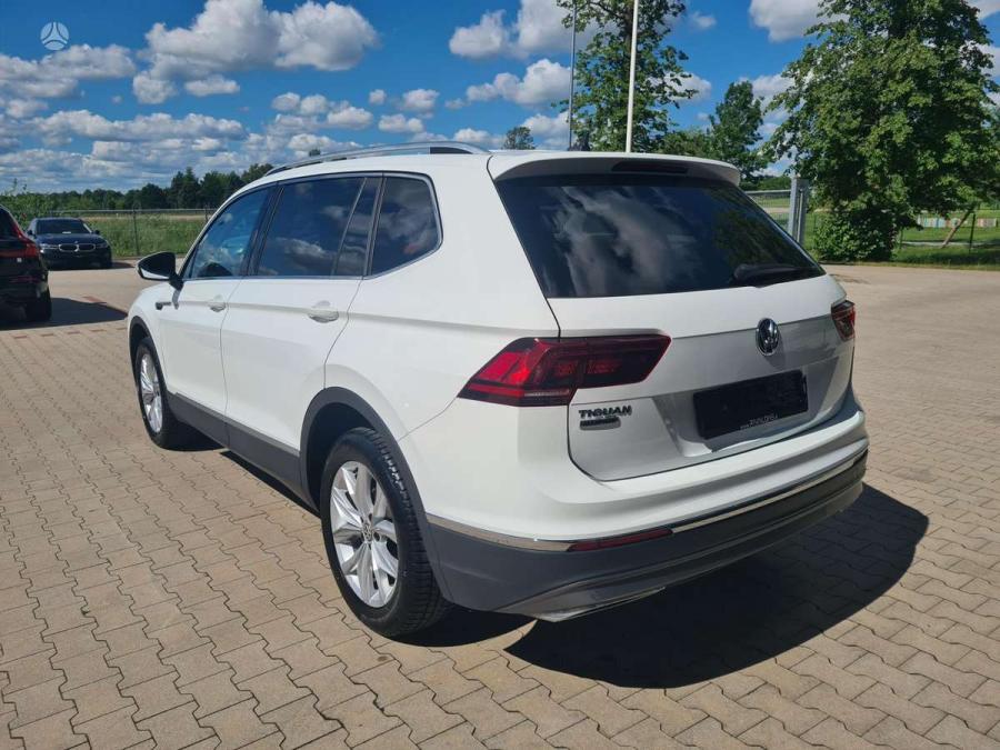 Balts Volkswagen Tiguan Allspace 2021 Šauļi, ar dzinēja tilpumu 1.50 L un nobraukumu 185 tūkst. km par 20500 €, foto 7 vietnē AUTOMOTO.COM.LV