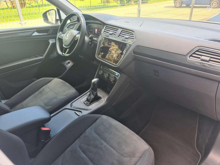 Balts Volkswagen Tiguan Allspace 2021 Šauļi, ar dzinēja tilpumu 1.50 L un nobraukumu 185 tūkst. km par 20500 €, foto 14 vietnē AUTOMOTO.COM.LV