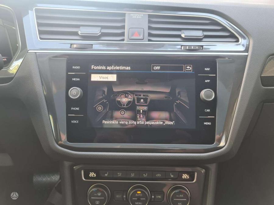 Balts Volkswagen Tiguan Allspace 2021 Šauļi, ar dzinēja tilpumu 1.50 L un nobraukumu 185 tūkst. km par 20500 €, foto 27 vietnē AUTOMOTO.COM.LV