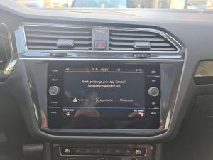 Balts Volkswagen Tiguan Allspace 2021 Šauļi, ar dzinēja tilpumu 1.50 L un nobraukumu 185 tūkst. km par 20500 €, foto 28 vietnē AUTOMOTO.COM.LV