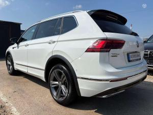 Balts Volkswagen Tiguan Allspace 2021 Viļņa, ar dzinēja tilpumu 1.97 L un nobraukumu 211 tūkst. km par 18990 €, foto 4 vietnē AUTOMOTO.COM.LV