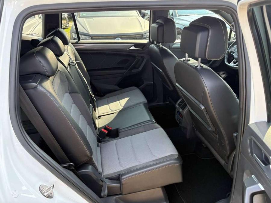 Balts Volkswagen Tiguan Allspace 2021 Viļņa, ar dzinēja tilpumu 1.97 L un nobraukumu 211 tūkst. km par 18990 €, foto 19 vietnē AUTOMOTO.COM.LV