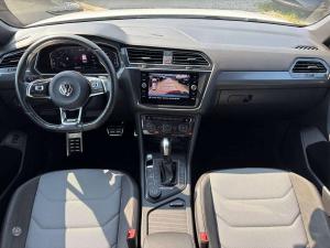 Balts Volkswagen Tiguan Allspace 2021 Viļņa, ar dzinēja tilpumu 1.97 L un nobraukumu 211 tūkst. km par 18990 €, foto 21 vietnē AUTOMOTO.COM.LV