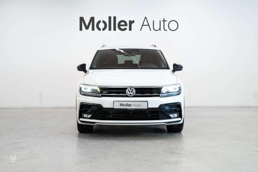 White Volkswagen Tiguan Allspace 2021 in Vilnius, with an engine capacity of 2.00 L and mileage of 196 thousand km for 20900 €, photo 6 on AUTOMOTO.COM.LV