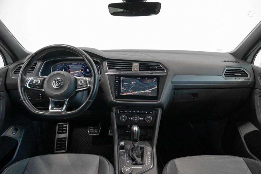 White Volkswagen Tiguan Allspace 2021 in Vilnius, with an engine capacity of 2.00 L and mileage of 196 thousand km for 20900 €, photo 9 on AUTOMOTO.COM.LV