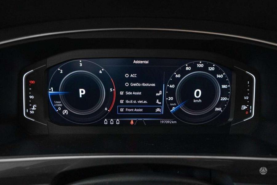 White Volkswagen Tiguan Allspace 2021 in Vilnius, with an engine capacity of 2.00 L and mileage of 196 thousand km for 20900 €, photo 13 on AUTOMOTO.COM.LV