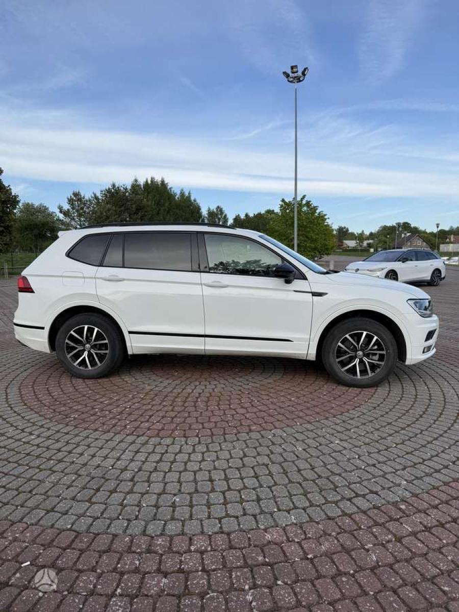 Balts Volkswagen Tiguan Allspace 2021 Šilutė, ar dzinēja tilpumu 1.98 L un nobraukumu 58 tūkst. km par 19500 €, foto 10 vietnē AUTOMOTO.COM.LV