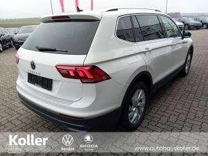 White Volkswagen Tiguan Allspace 2022 in Kaunas, with an engine capacity of 2.00 L and mileage of 72 thousand km for 32141 €, photo 4 on AUTOMOTO.COM.LV