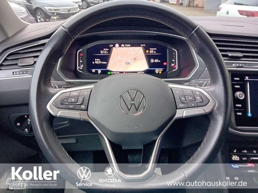 White Volkswagen Tiguan Allspace 2022 in Kaunas, with an engine capacity of 2.00 L and mileage of 72 thousand km for 32141 €, photo 12 on AUTOMOTO.COM.LV
