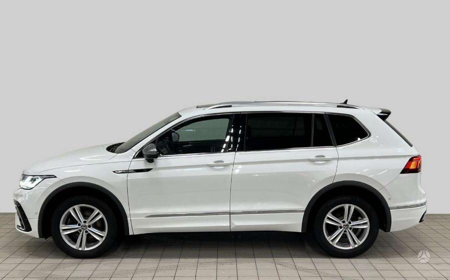 Balts Volkswagen Tiguan Allspace 2022 Kauņa, ar dzinēja tilpumu 1.97 L un nobraukumu 149 tūkst. km par 28600 €, foto 2 vietnē AUTOMOTO.COM.LV