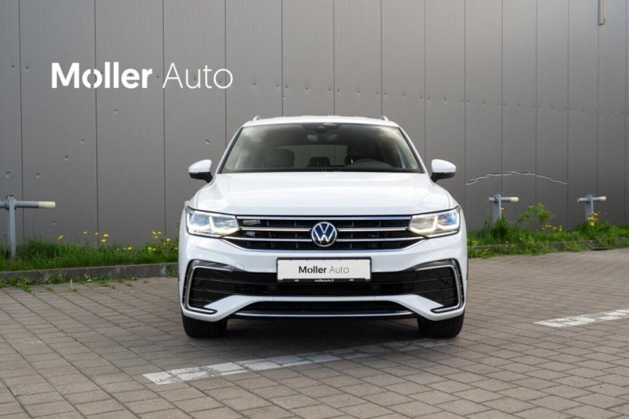 White Volkswagen Tiguan Allspace 2022 in Vilnius, with an engine capacity of 2.00 L and mileage of 66 thousand km for 28900 €, photo 5 on AUTOMOTO.COM.LV