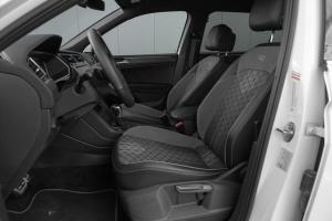 White Volkswagen Tiguan Allspace 2022 in Vilnius, with an engine capacity of 2.00 L and mileage of 66 thousand km for 28900 €, photo 12 on AUTOMOTO.COM.LV