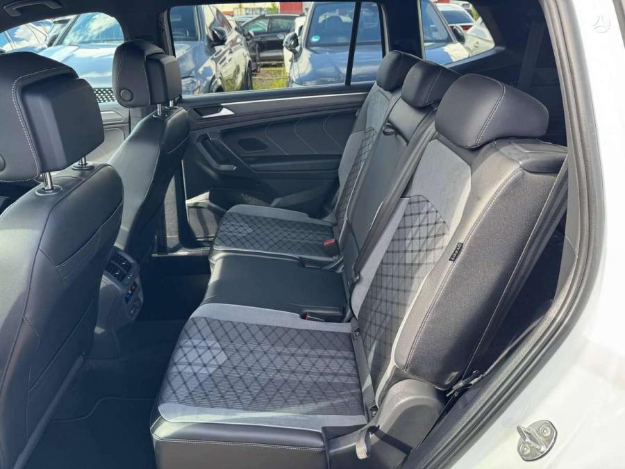 Balts Volkswagen Tiguan Allspace 2022 Viļņa, ar dzinēja tilpumu 1.97 L un nobraukumu 173 tūkst. km par 22800 €, foto 13 vietnē AUTOMOTO.COM.LV