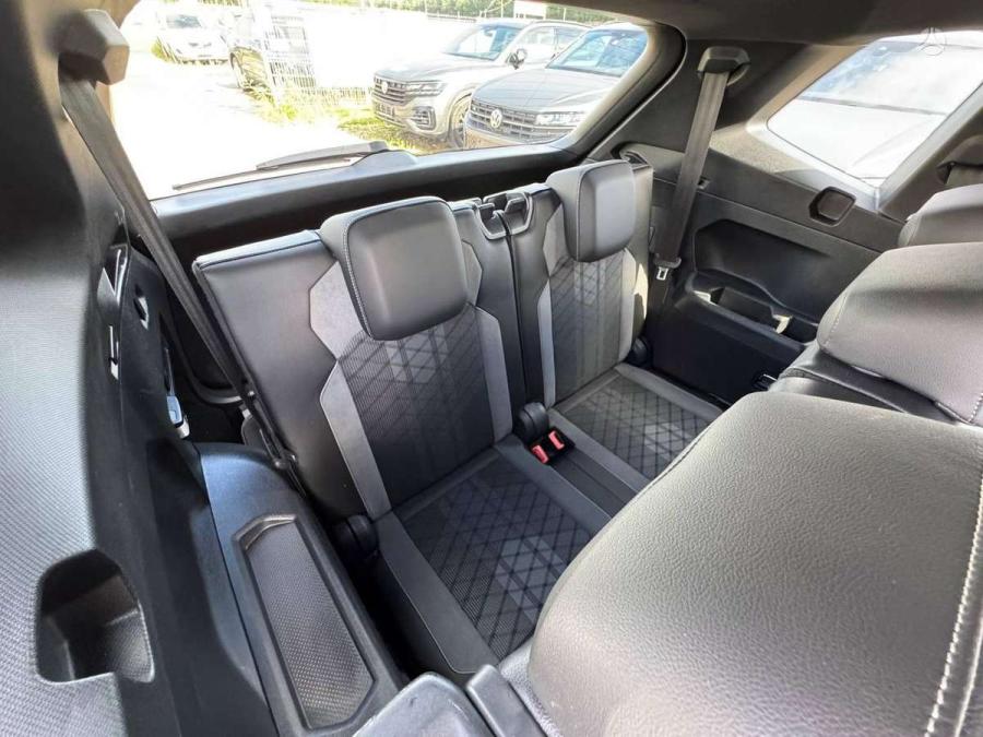 Balts Volkswagen Tiguan Allspace 2022 Viļņa, ar dzinēja tilpumu 1.97 L un nobraukumu 173 tūkst. km par 22800 €, foto 17 vietnē AUTOMOTO.COM.LV