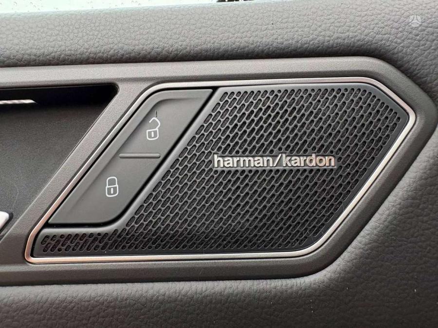 White Volkswagen Tiguan Allspace 2022 in Vilnius, with an engine capacity of 2.00 L and mileage of 130 thousand km for 29800 €, photo 18 on AUTOMOTO.COM.LV