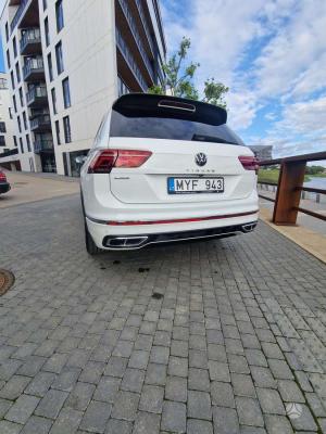 Balts Volkswagen Tiguan Allspace 2022 Kauņa, ar dzinēja tilpumu 1.50 L un nobraukumu 67 tūkst. km par 29900 €, foto 7 vietnē AUTOMOTO.COM.LV
