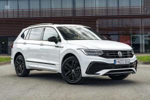 White Volkswagen Tiguan Allspace 2022 in Klaipeda, with an engine capacity of 2.00 L and mileage of 31 thousand km for 23800 €, photo 6 on AUTOMOTO.COM.LV