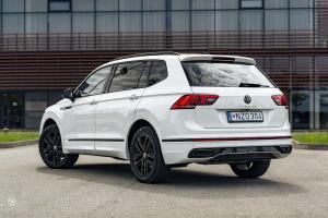 White Volkswagen Tiguan Allspace 2022 in Klaipeda, with an engine capacity of 2.00 L and mileage of 31 thousand km for 23800 €, photo 14 on AUTOMOTO.COM.LV