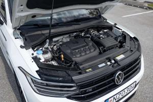 White Volkswagen Tiguan Allspace 2022 in Klaipeda, with an engine capacity of 2.00 L and mileage of 31 thousand km for 23800 €, photo 33 on AUTOMOTO.COM.LV