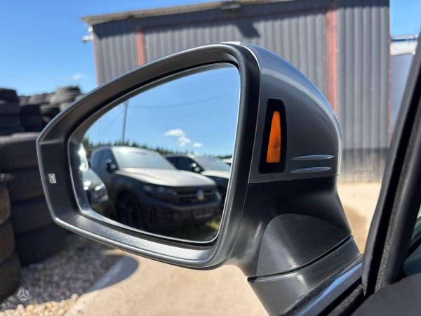 Balts Volkswagen Tiguan Allspace 2022 Viļņa, ar dzinēja tilpumu 2.00 L un nobraukumu 202 tūkst. km par 23700 €, foto 11 vietnē AUTOMOTO.COM.LV
