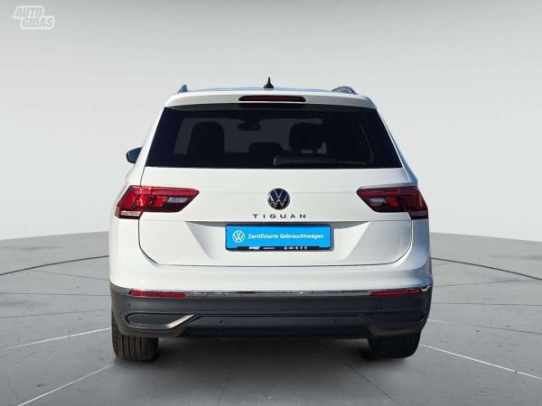 Balts Volkswagen Tiguan Allspace 2023 Kauņa, ar dzinēja tilpumu 1.50 L un nobraukumu 45 tūkst. km par 33092 €, foto 7 vietnē AUTOMOTO.COM.LV