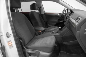 Белый Фольксваген Tiguan Allspace 2023 в Вильнюс, объемом двигателя 2.00 л и пробегом 90 тыс. км за 29950 €, фото 6 на AUTOMOTO.COM.LV