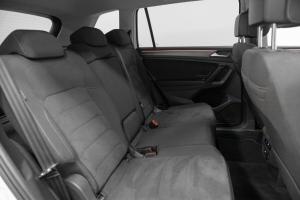 Белый Фольксваген Tiguan Allspace 2023 в Вильнюс, объемом двигателя 2.00 л и пробегом 90 тыс. км за 29950 €, фото 7 на AUTOMOTO.COM.LV