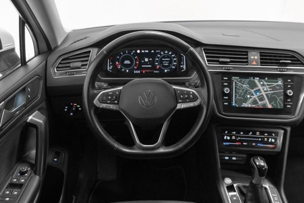 Balts Volkswagen Tiguan Allspace 2023 Viļņa, ar dzinēja tilpumu 2.00 L un nobraukumu 90 tūkst. km par 29950 €, foto 9 vietnē AUTOMOTO.COM.LV