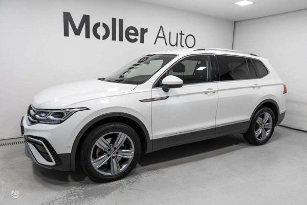 Balts Volkswagen Tiguan Allspace 2023 Viļņa, ar dzinēja tilpumu 2.00 L un nobraukumu 90 tūkst. km par 29950 €, foto 2 vietnē AUTOMOTO.COM.LV