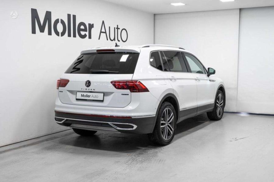 Balts Volkswagen Tiguan Allspace 2023 Viļņa, ar dzinēja tilpumu 2.00 L un nobraukumu 146 tūkst. km par 27950 €, foto 4 vietnē AUTOMOTO.COM.LV