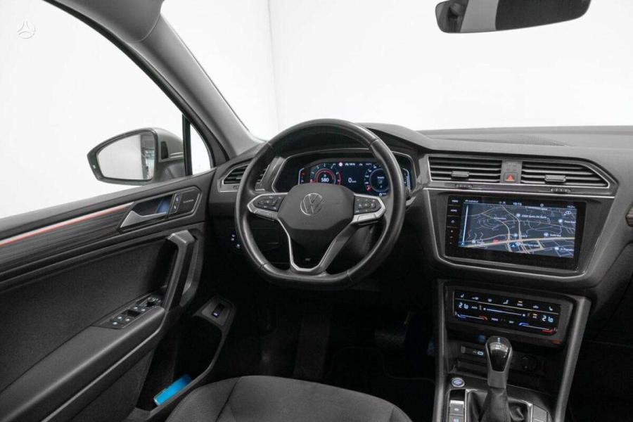 Balts Volkswagen Tiguan Allspace 2023 Viļņa, ar dzinēja tilpumu 2.00 L un nobraukumu 146 tūkst. km par 27950 €, foto 12 vietnē AUTOMOTO.COM.LV