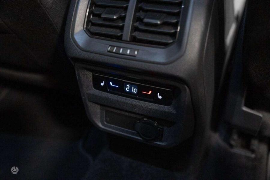 Balts Volkswagen Tiguan Allspace 2023 Viļņa, ar dzinēja tilpumu 2.00 L un nobraukumu 146 tūkst. km par 27950 €, foto 25 vietnē AUTOMOTO.COM.LV