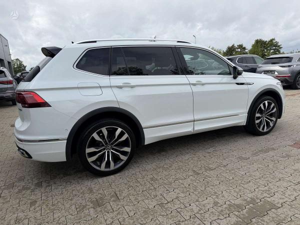 Volkswagen Tiguan Allspace 2023 Šauļi vietnē Balts Volkswagen Tiguan Allspace 2023 Šauļi, ar dzinēja tilpumu 1.97 L un nobraukumu 184 tūkst. km par 27990 €, foto 8 vietnē AUTOMOTO.COM.LV