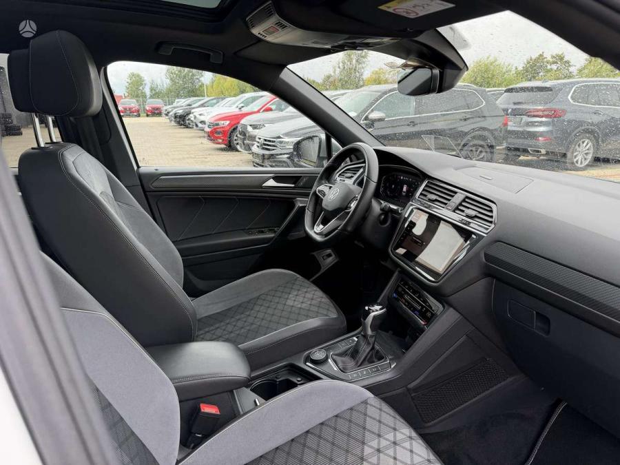 Balts Volkswagen Tiguan Allspace 2023 Šauļi, ar dzinēja tilpumu 1.97 L un nobraukumu 184 tūkst. km par 27990 €, foto 19 vietnē AUTOMOTO.COM.LV
