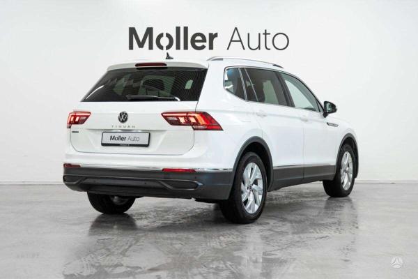 Balts Volkswagen Tiguan Allspace 2024 Viļņa, ar dzinēja tilpumu 1.50 L un nobraukumu 40 tūkst. km par 29850 €, foto 3 vietnē AUTOMOTO.COM.LV