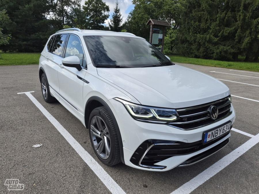 Белый Фольксваген Tiguan Allspace 2024 в Биржай, объемом двигателя 1.50 л и пробегом 51 тыс. км за 27500 €, фото 4 на AUTOMOTO.COM.LV