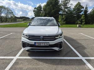 Белый Фольксваген Tiguan Allspace 2024 в Биржай, объемом двигателя 1.50 л и пробегом 51 тыс. км за 27500 €, фото 10 на AUTOMOTO.COM.LV