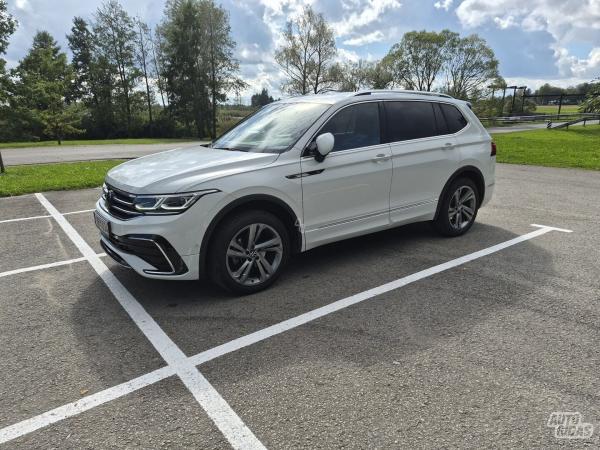 Фольксваген Tiguan Allspace 2024 в Биржай на AUTOMOTO.COM.LV Белый Фольксваген Tiguan Allspace 2024 в Биржай, объемом двигателя 1.50 л и пробегом 51 тыс. км за 27500 €, фото 11 на AUTOMOTO.COM.LV