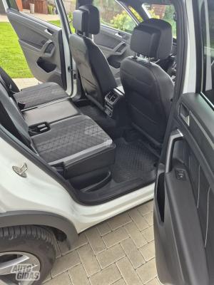 Белый Фольксваген Tiguan Allspace 2024 в Биржай, объемом двигателя 1.50 л и пробегом 51 тыс. км за 27500 €, фото 17 на AUTOMOTO.COM.LV