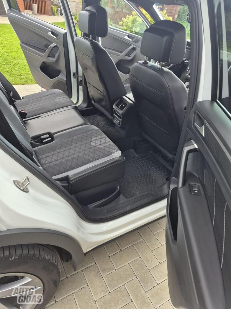 Белый Фольксваген Tiguan Allspace 2024 в Биржай, объемом двигателя 1.50 л и пробегом 51 тыс. км за 27500 €, фото 17 на AUTOMOTO.COM.LV