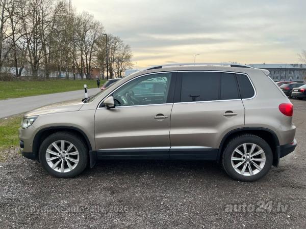 Volkswagen Tiguan 2012 in Tartu on AUTOMOTO.COM.LV Beige Volkswagen Tiguan 2012 in Tartu, with an engine capacity of 2.00 L and mileage of 246 thousand km for 8999 €, photo 4 on AUTOMOTO.COM.LV