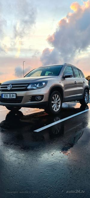 Smilšu krāsa Volkswagen Tiguan 2013 Tallina, ar dzinēja tilpumu 2.00 L un nobraukumu 237 tūkst. km par 10000 €, foto 2 vietnē AUTOMOTO.COM.LV