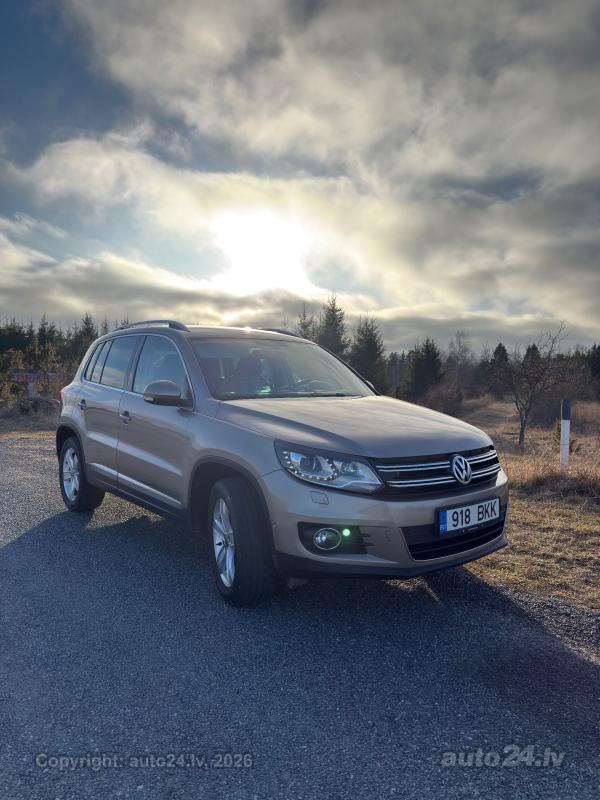 Smilšu krāsa Volkswagen Tiguan 2013 Kuresāre, ar dzinēja tilpumu 2.00 L un nobraukumu 158 tūkst. km par 12000 €, foto 2 vietnē AUTOMOTO.COM.LV