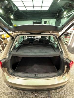 Smilšu krāsa Volkswagen Tiguan 2018 Tallina, ar dzinēja tilpumu 2.00 L un nobraukumu 200 tūkst. km par 16900 €, foto 6 vietnē AUTOMOTO.COM.LV