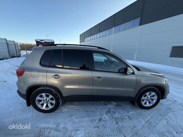 Beige Volkswagen Tiguan 2012 in Tallinn, with an engine capacity of 1.40 L and mileage of 160 thousand km for 9000 €, photo 5 on AUTOMOTO.COM.LV